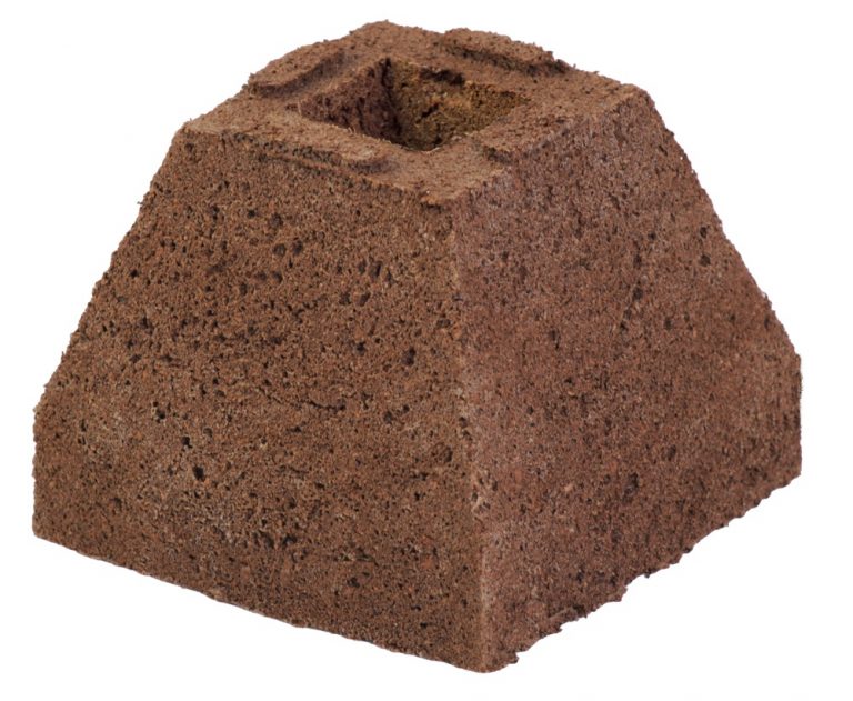 Eazy Pyramid takes propagation and growing to the next level